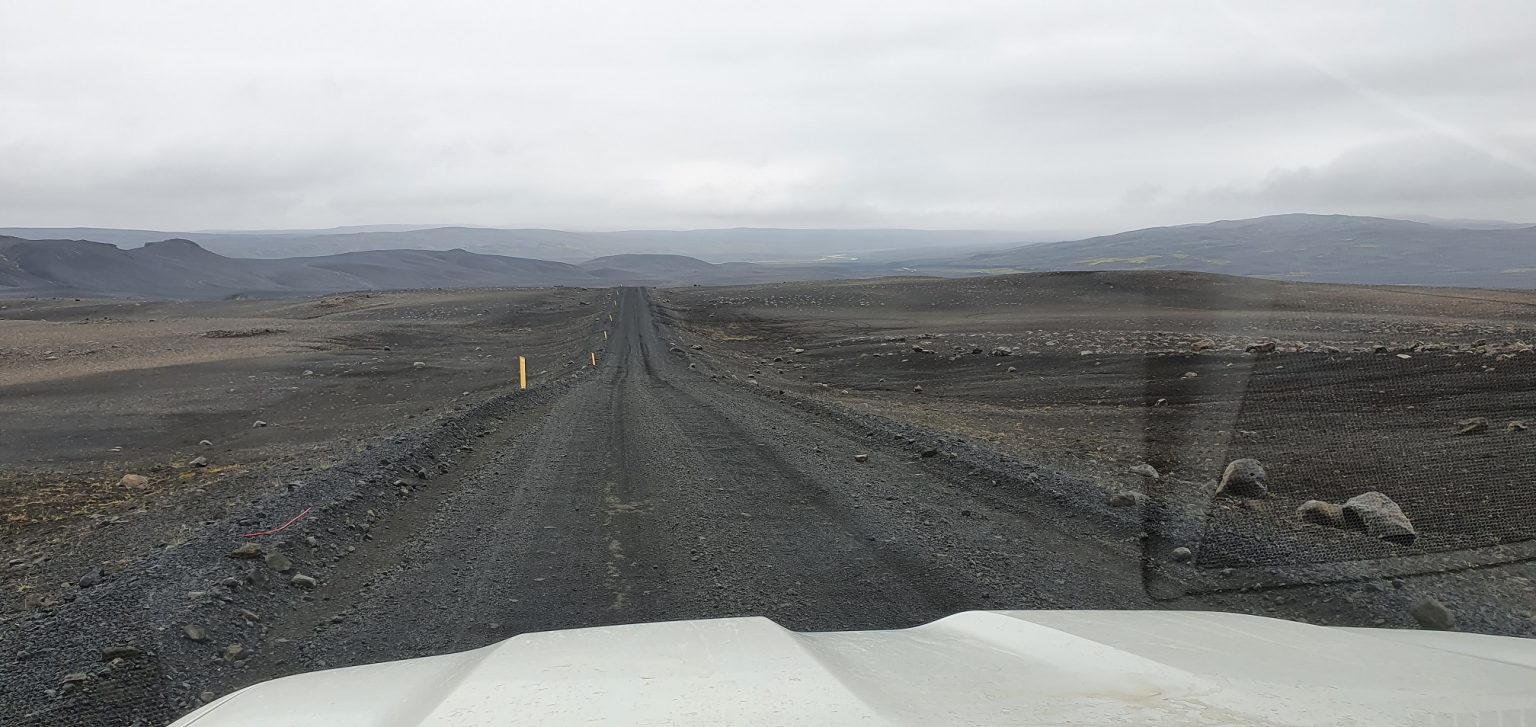 Road F26 - Sprengisandsleið (Sprengisandur) Iceland Guide