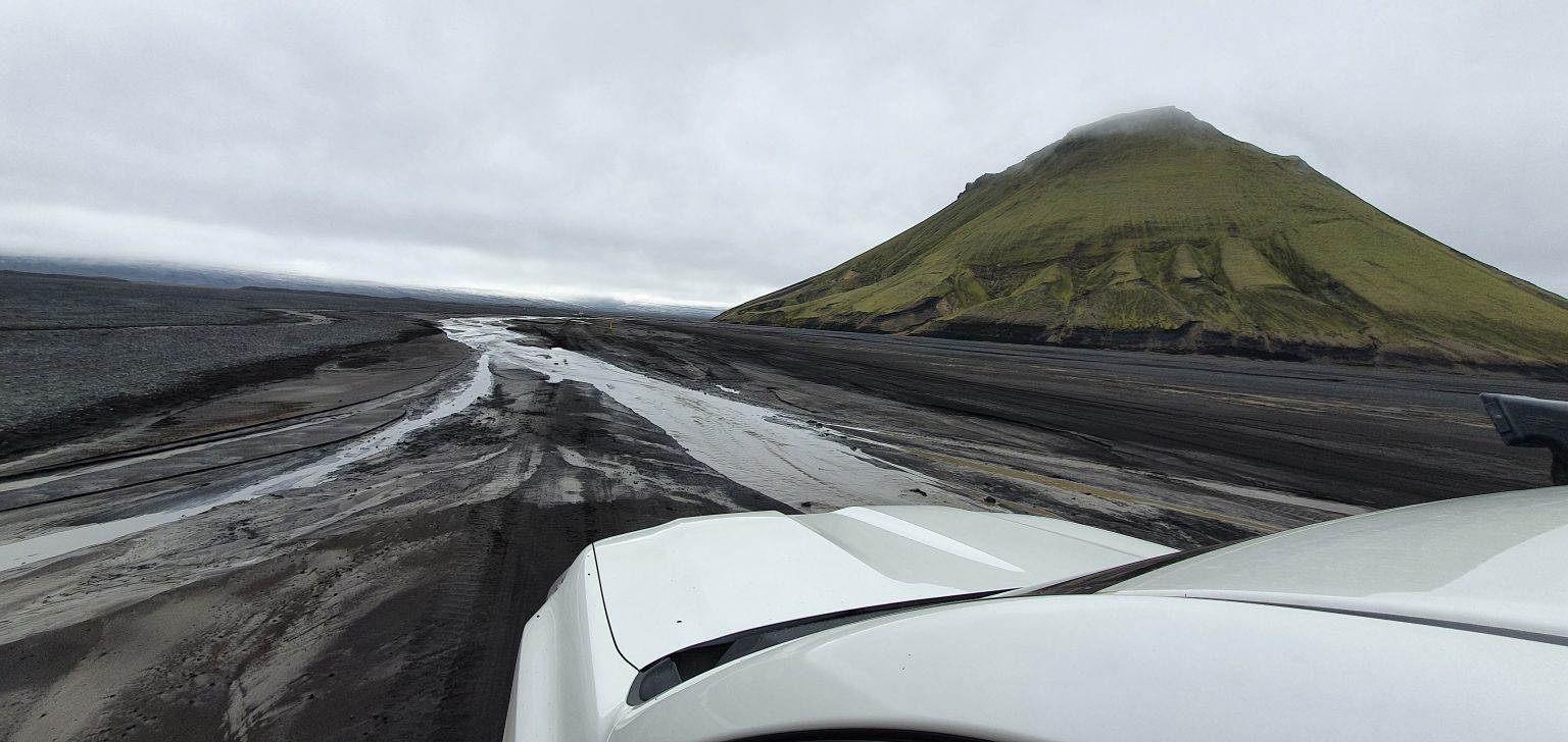 How to Visit Maelifell Volcano - Epic Iceland 2026