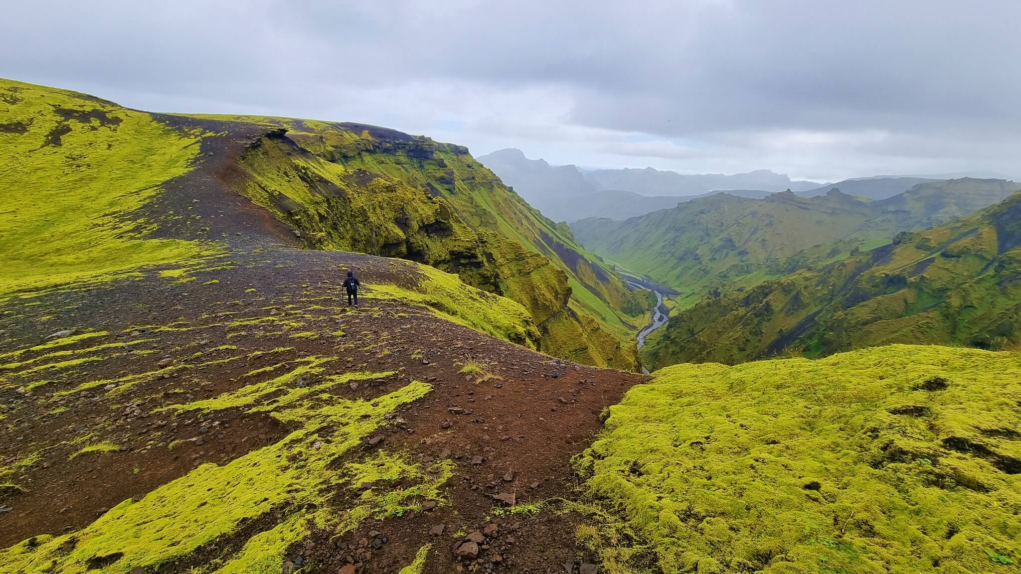 Þakgil - Full Guide + Best Hiking Trails 2025